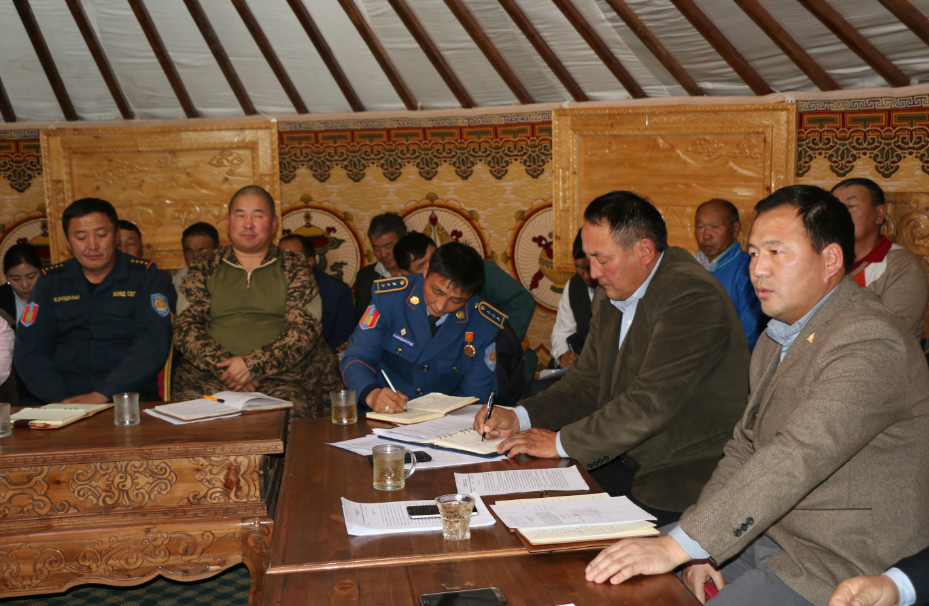 Ховд аймгийн Булган сумын удирдлагууд 2 сар тутам “Удирдах ажилтны зөвлөгөөн” ийг зохион